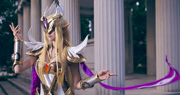 Beautiful Ilumia Cosplay by Taiwanese cosplayer Laira